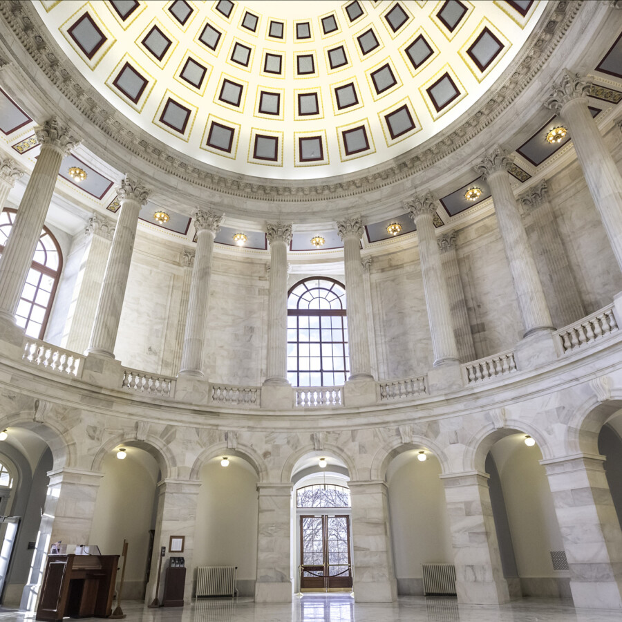 CFTC May Gain Primary Authority Over Digital Commodities Under Senate ...