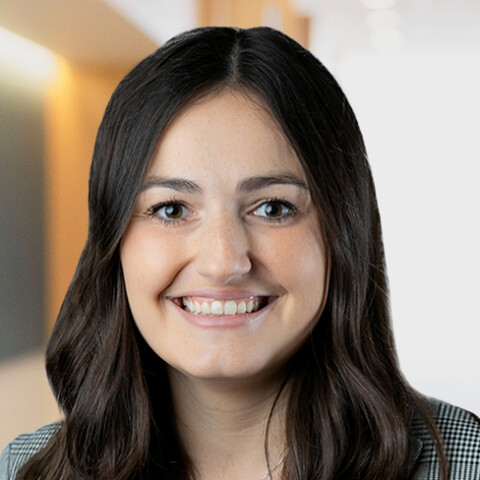 Alexandra A. Bouza | People | Foley & Lardner LLP